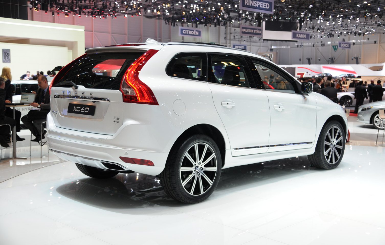 Volvo XC60 I (2013 facelift) 2.4 D4 (181 Hp) AWD